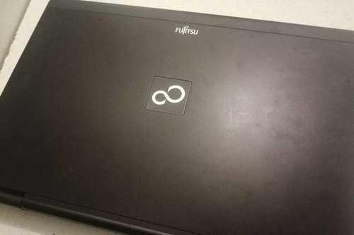 Ноутбук Fujitsu E780