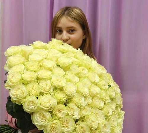 Розы.Охапка 101 Роза с Достакой по Уфе.Цветы