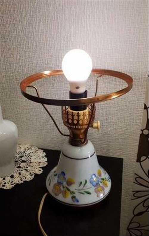 Винтажная настольная лампа