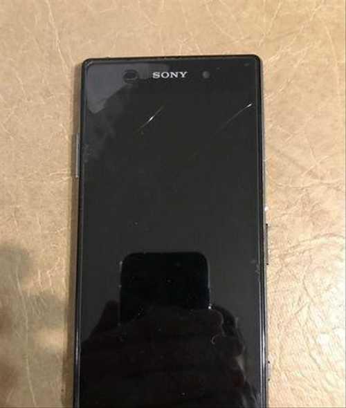 Телефон Sony Xperia Z1