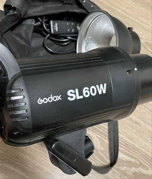 Постоянный свет Godox SL60W для съемки