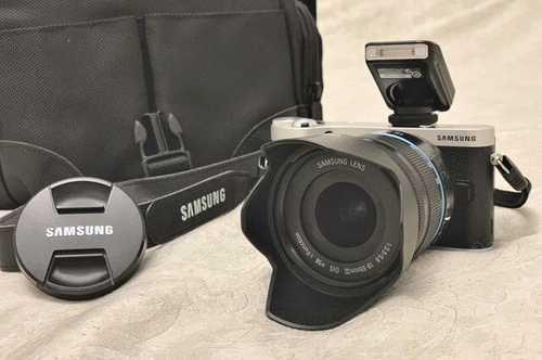 Фотоаппарат Samsung NX300 Kit