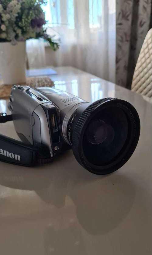Видеокамера Canon hv20e