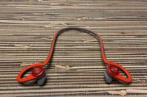 Наушники Plantronics BackBeat Fit Red