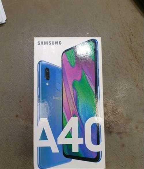 Телефон Samsung А40