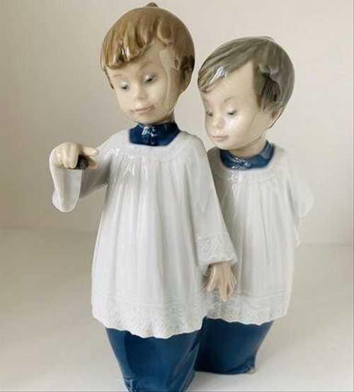 LLadro/Nao статуэтка Мальчики из церковного хора