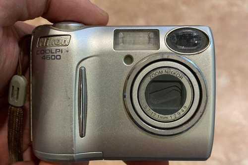 Nikon coolpix 4600