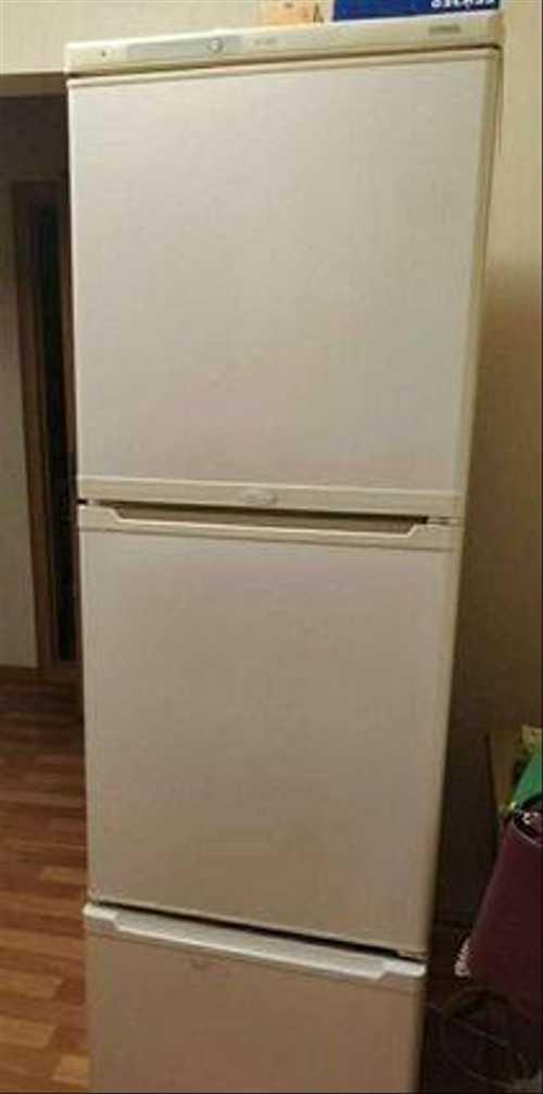 Холодильник Стинол 104 трёхкамерный