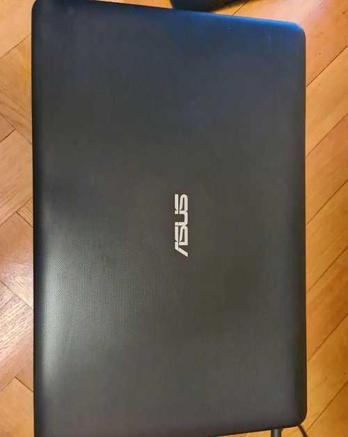 Ноутбук Lenovo G70-35 Model Name 80Q5