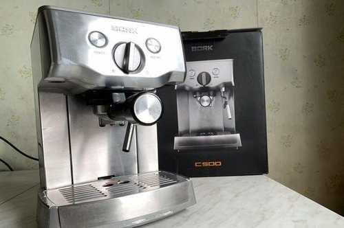 Bork C500 - кофеварка рожкового типа