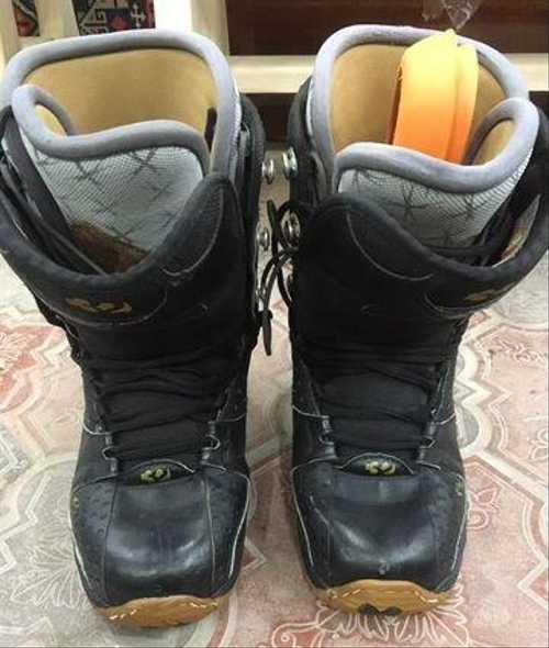 Сноубордические ботинки 42.5