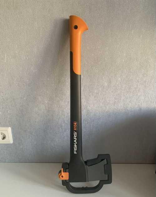 Топор и нож fiskars x15