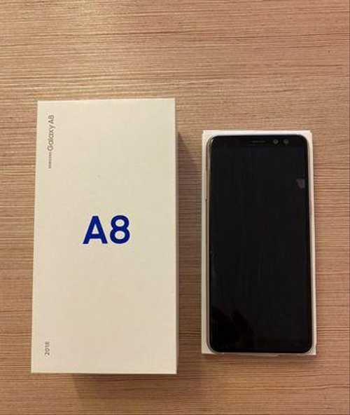 Телефон Samsung A8