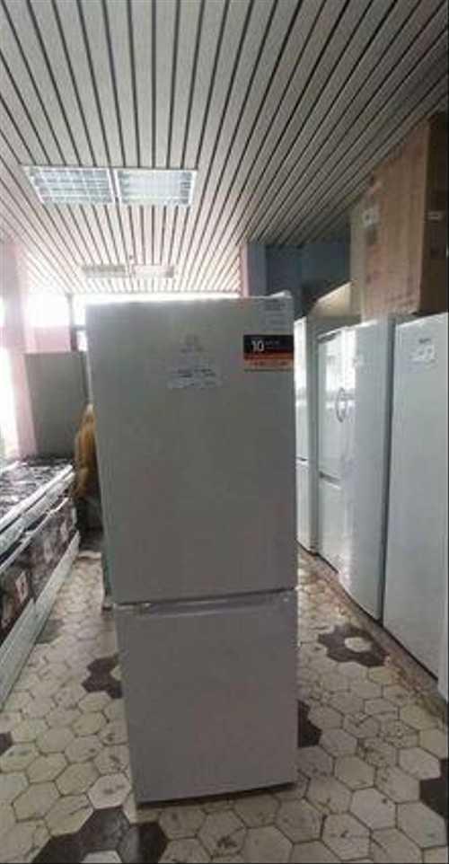 Холодильник indesit DS316W