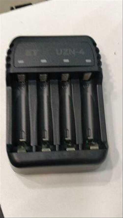 Зарядное устройство ET UZN-4 для 4-х NiZn