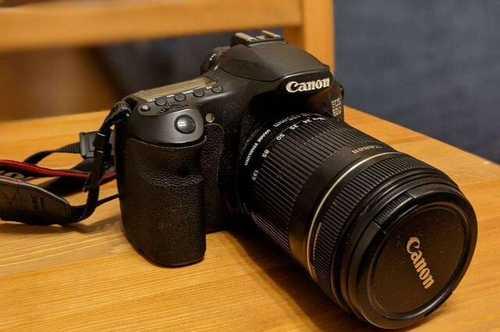 Зеркальный фотоаппарат Canon EOS 60D и два объекти