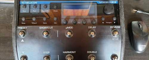 Вокальный процессор TC Helicon Voicelive 2
