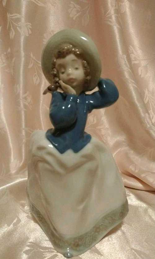 Статуэтка NAO by lladro
