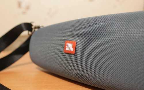 Портативная блютуз колонка JBL (китай)