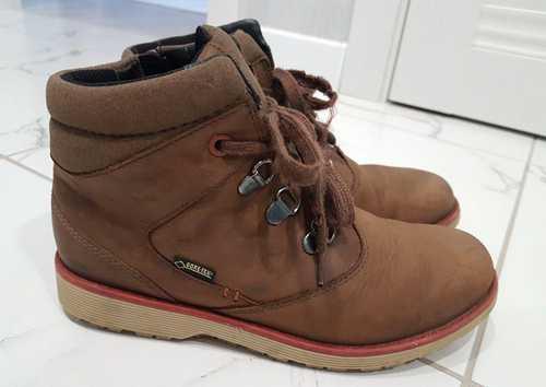 Ботинки Clarks межсезонные для мальчика, размер 34