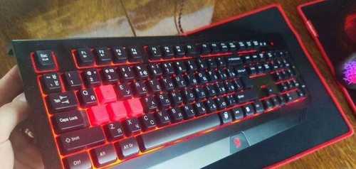 Игровая клавиатура и мышь A4Tech Bloody B1500