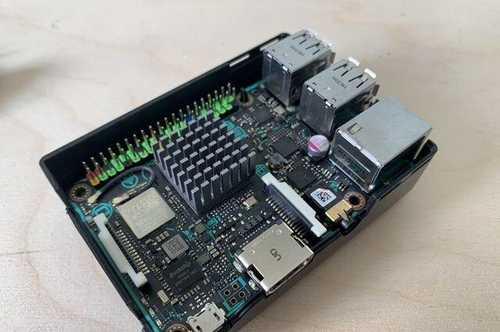 Микрокомпьютер Asus Tinker Board