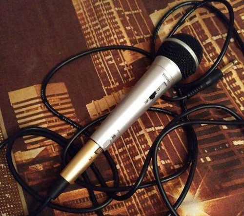 Микрофон для караоке thomson