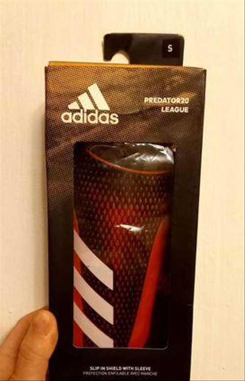 M и S Щитки Adidas Predator League