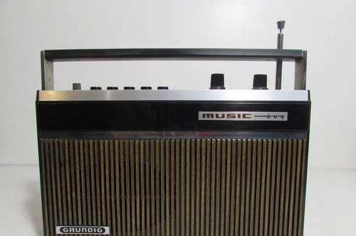 Grundig Music Boy Радиоприемник Germany