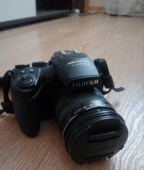 Фотоаппарат Fujifilm FinePix HS24EXR