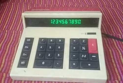 Калькулятор Электроника мк 42