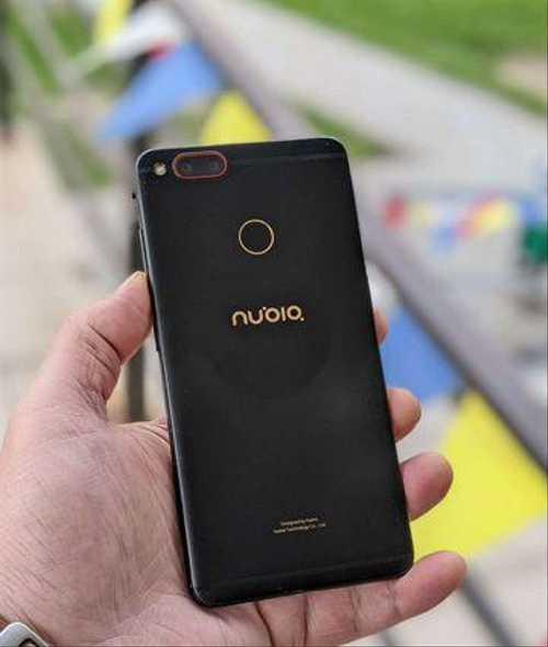 Смартфон ZTE Nubia Z17 mini 4/64GB