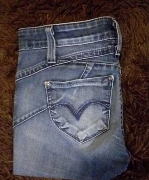 Джинсы Levi’s Demi