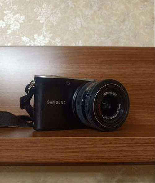 Samsung NX 100