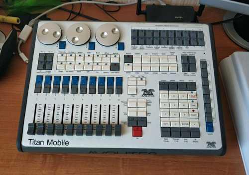 Avolites titan mobile