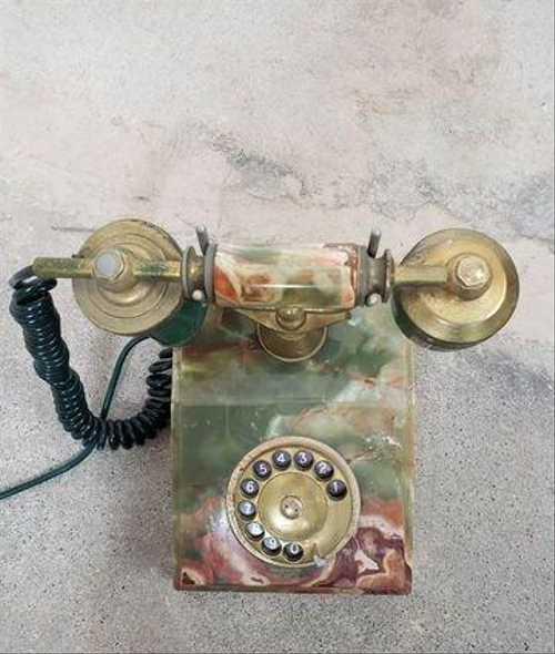 Телефон оникс Италия середина хх века