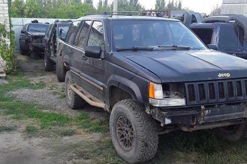 Jeep Grand Cherokee ZJ в разборе