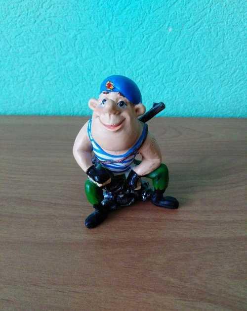 Фигурка "Десантник"