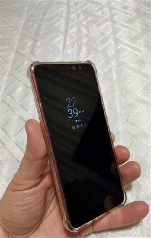 HTC U11 Eyes Red