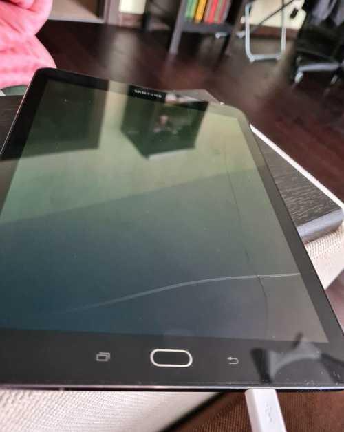 Планшет Galaxy Tab S2 9.7 LTE (SM-T815)