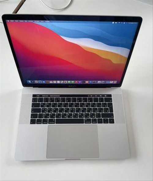 Macbook pro 15 2018 256gb