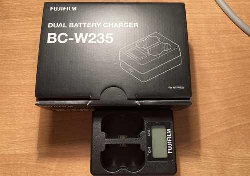 Зарядное устройство Fujifilm BC-W235