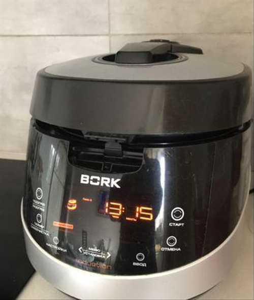 Мультиварка bork u700