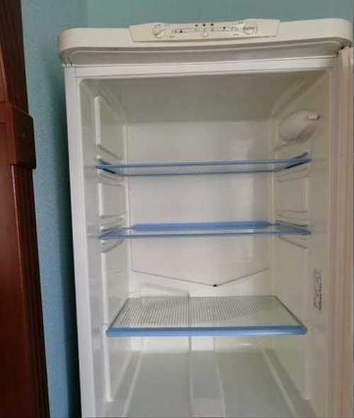 Холодильник Indesit C236G