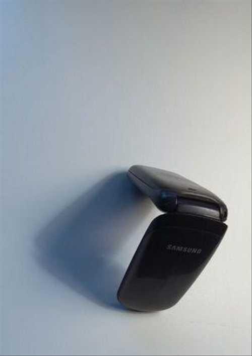 Кнопочный телефон Samsung e1150 с новым аккумулят