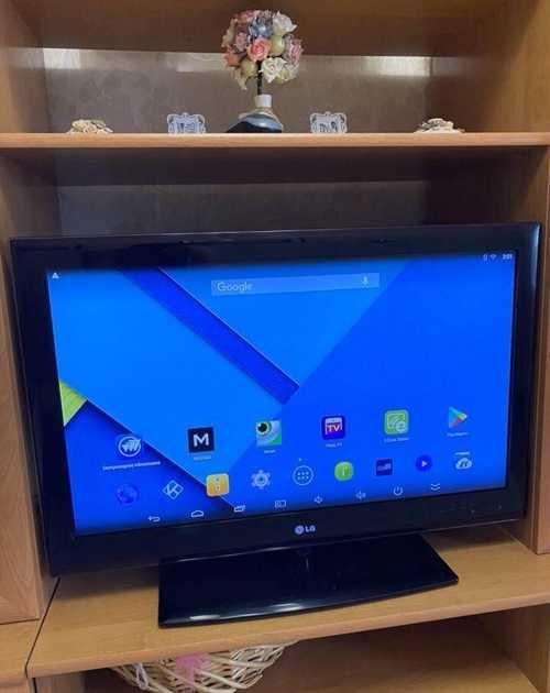 Телевизор LG 32le5500+Smart TV приставка