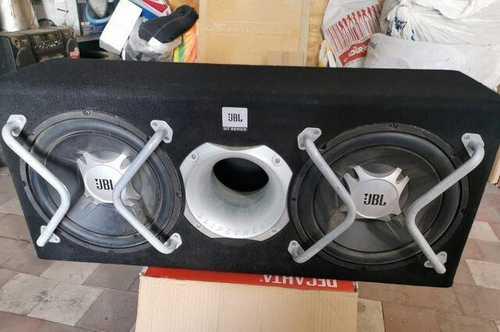 Сабвуфер JBL GT5-2402BR