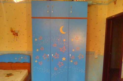 Мебельный гарнитур для детской комнаты
