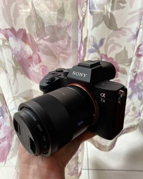 Фотоаппарат Sony a7III + аккумулятор + зарядник