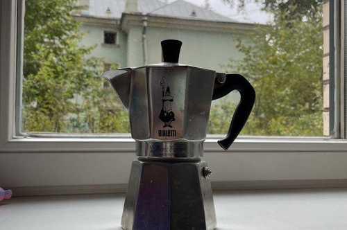 Гейзерная кофеварка bialetti на 6 чашек